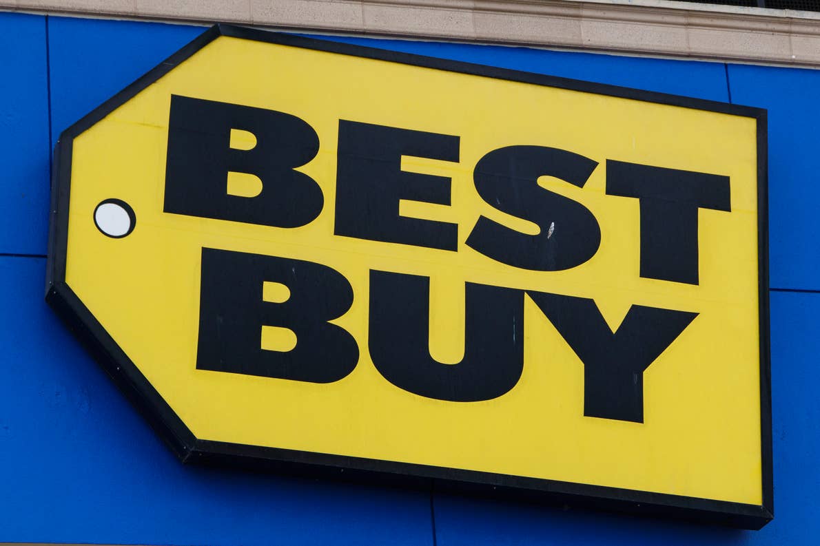 Is Best Buy Open on Memorial Day? 2025 Holiday Hours - Dengarden