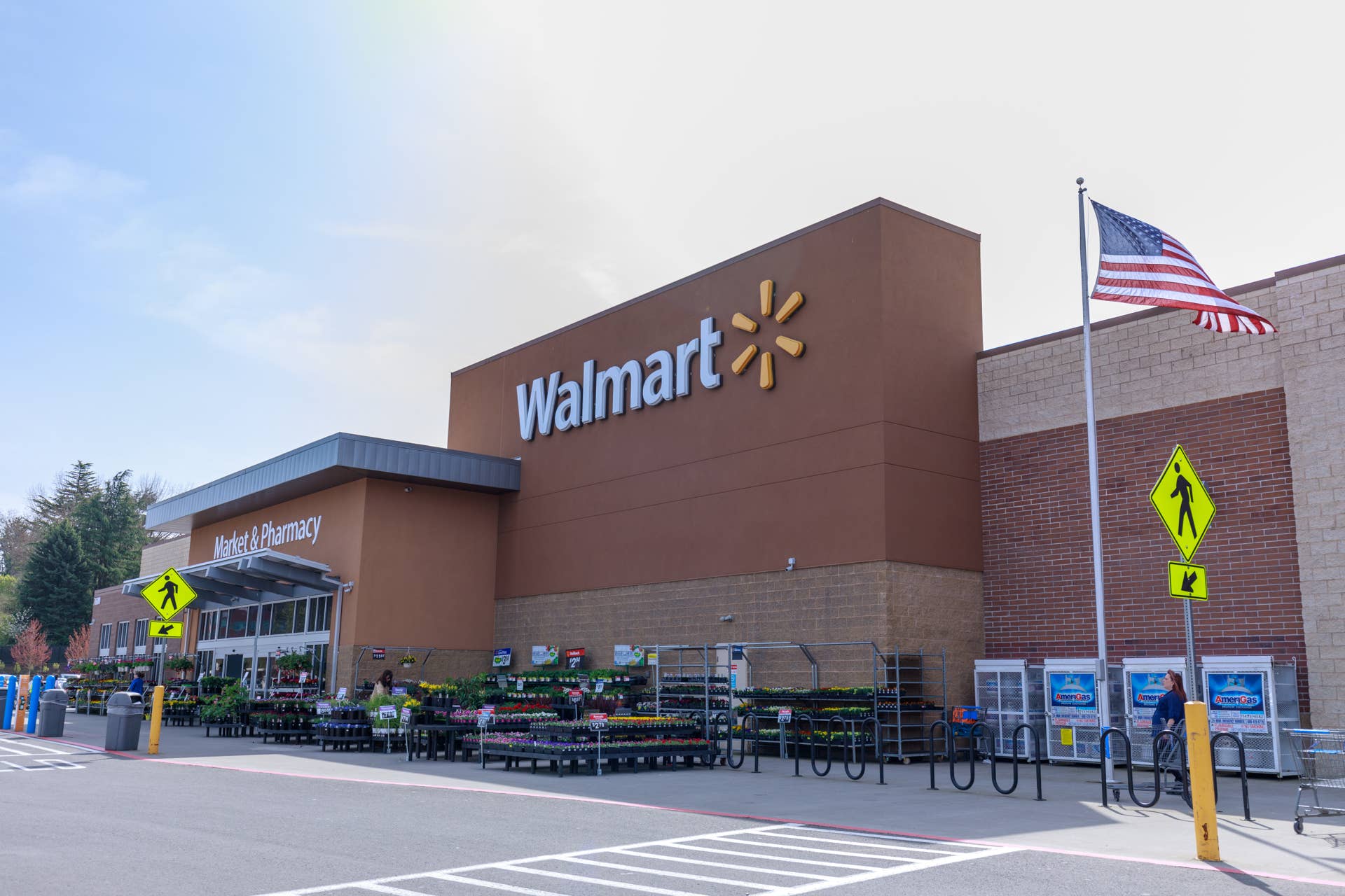 You Can Get Luxurious 5-Wick Candles at Walmart Right Now - Dengarden
