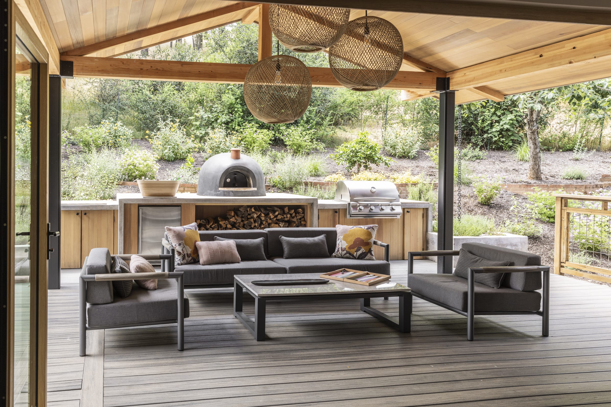 15 Covered Patio Ideas That Serve Paradise Vibes, Weather Protection ...