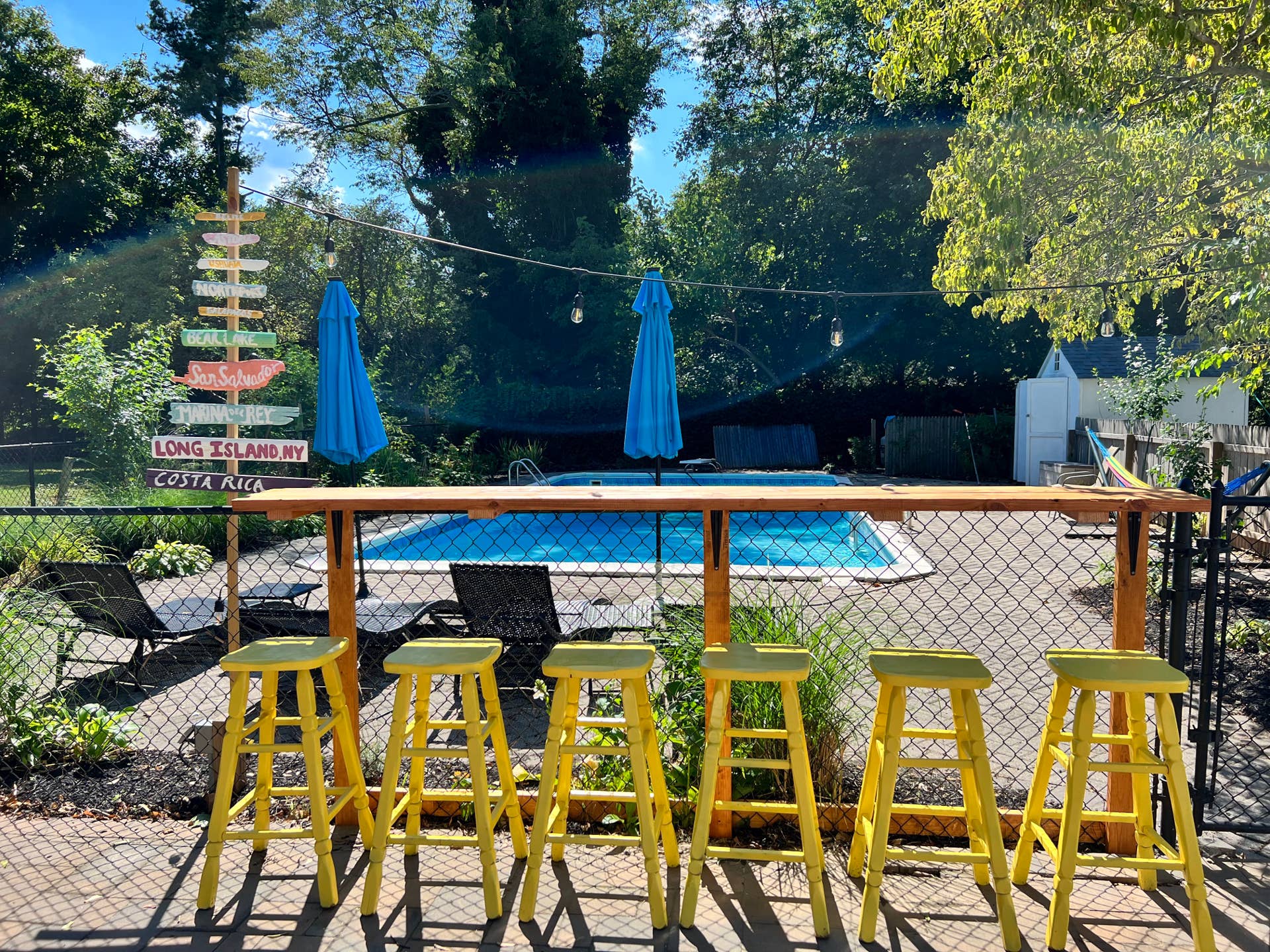 How to Make a DIY Pool Bar for Less Than $50 - Dengarden
