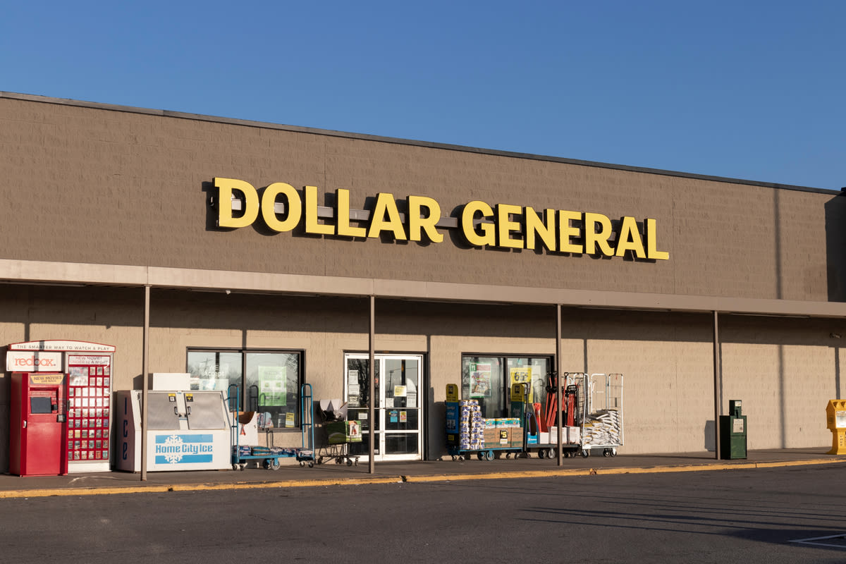 Is Dollar General Open on Labor Day? 2025 Holiday Hours - Dengarden
