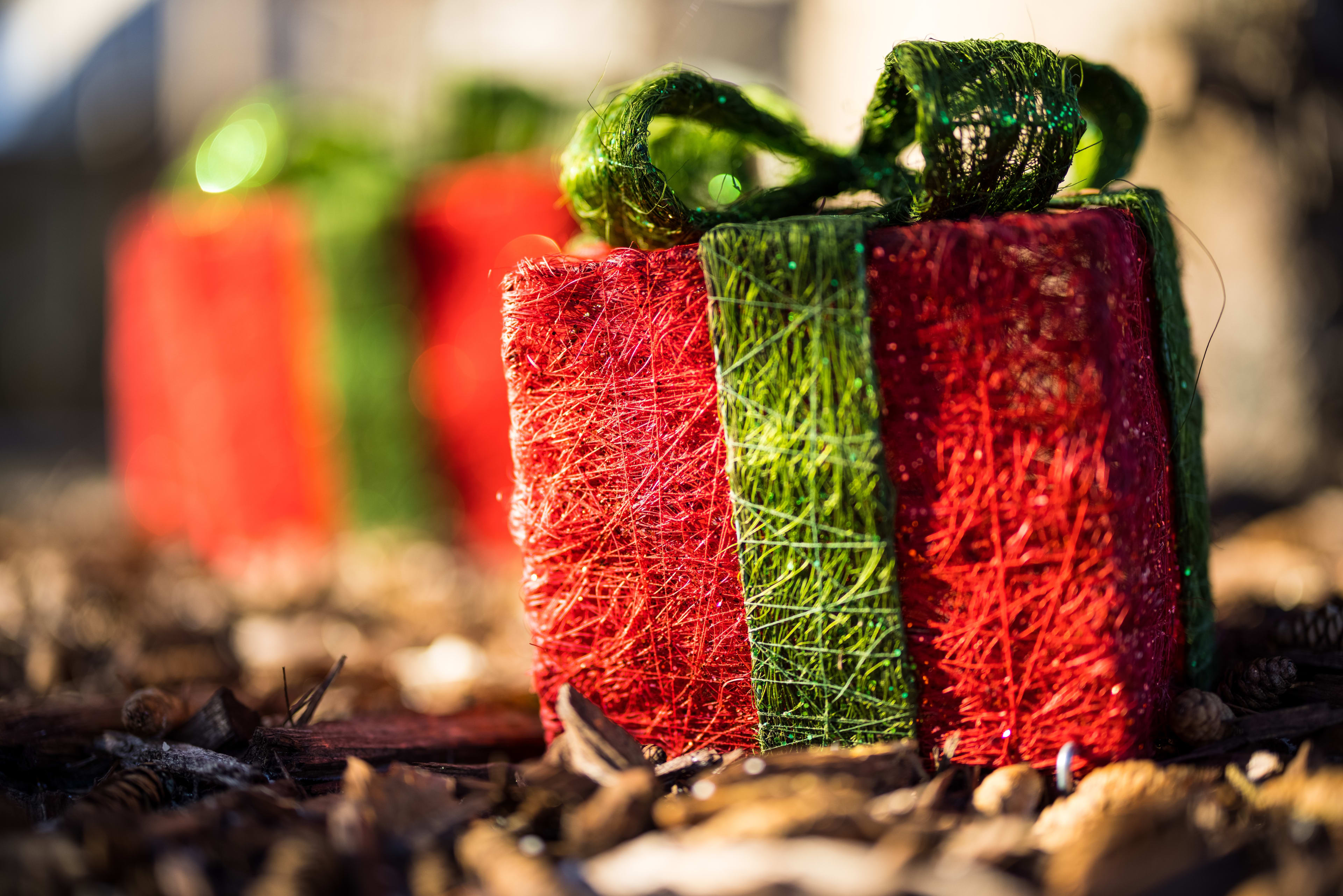 DIYer Turns $7 Dollar Tree Gift Box Set Into Stunning Decor - Dengarden