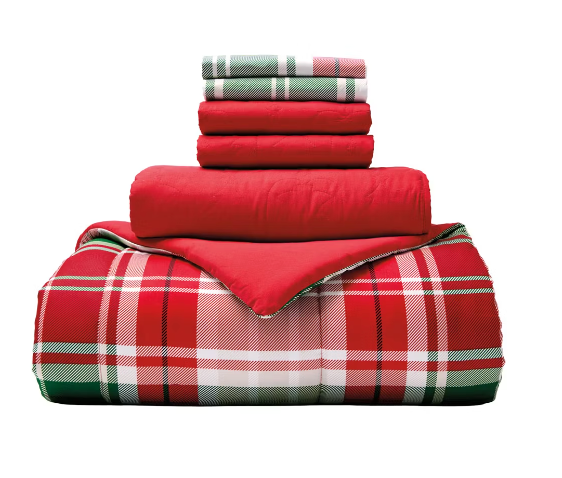 Aldi Has the Perfect Holiday Bedding Items for Less Than $50 - Dengarden