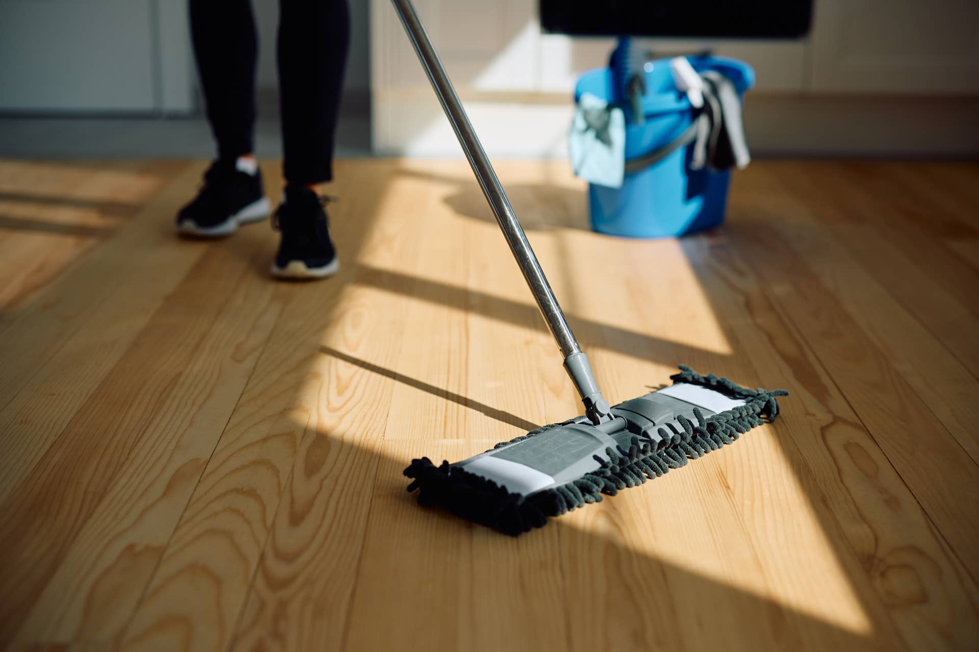 These 9 Everyday Habits Make Homes Smell Amazing - Dengarden