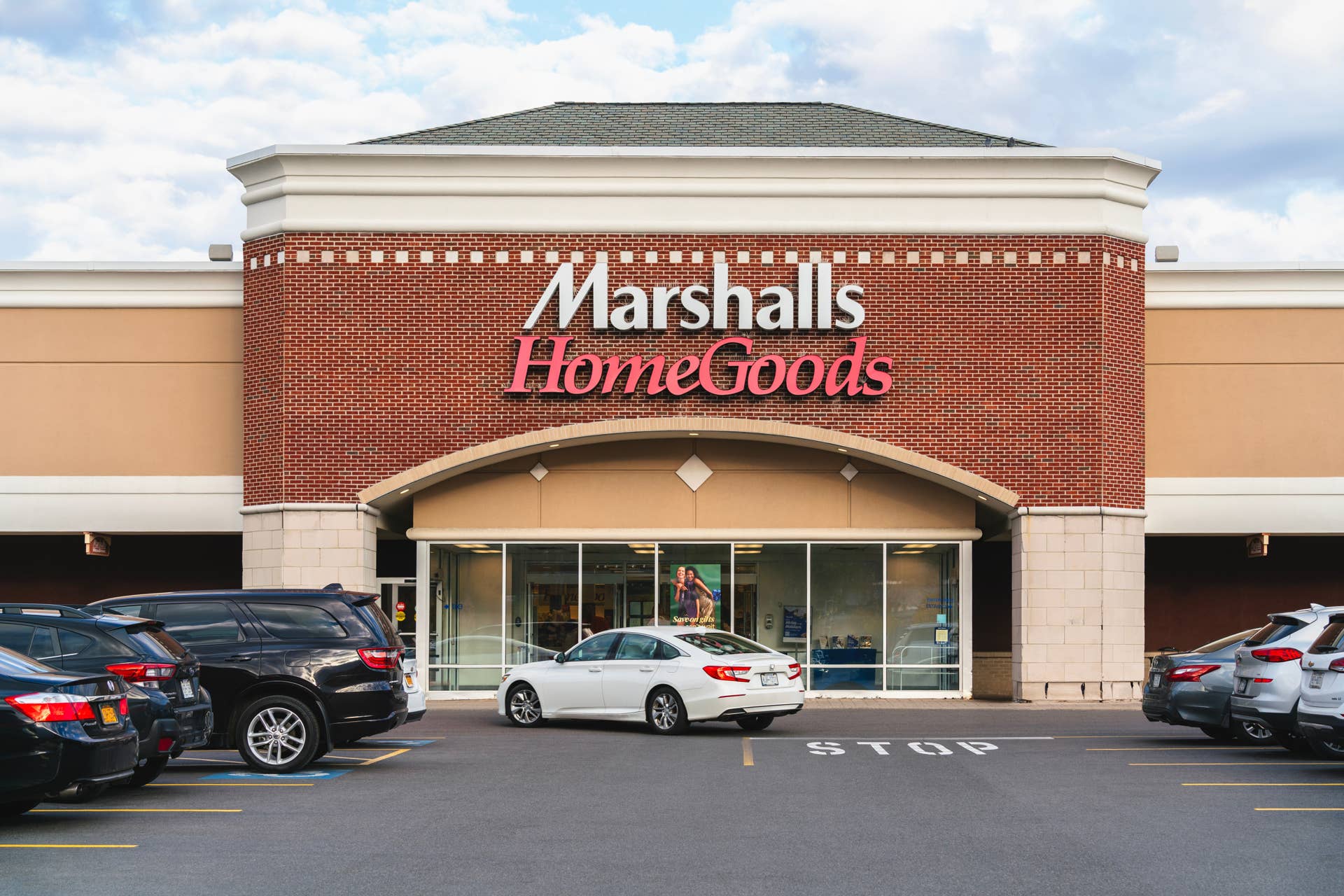 Valentine's Day Decor Is Now at HomeGoods, Marshalls & T.J. Maxx ...