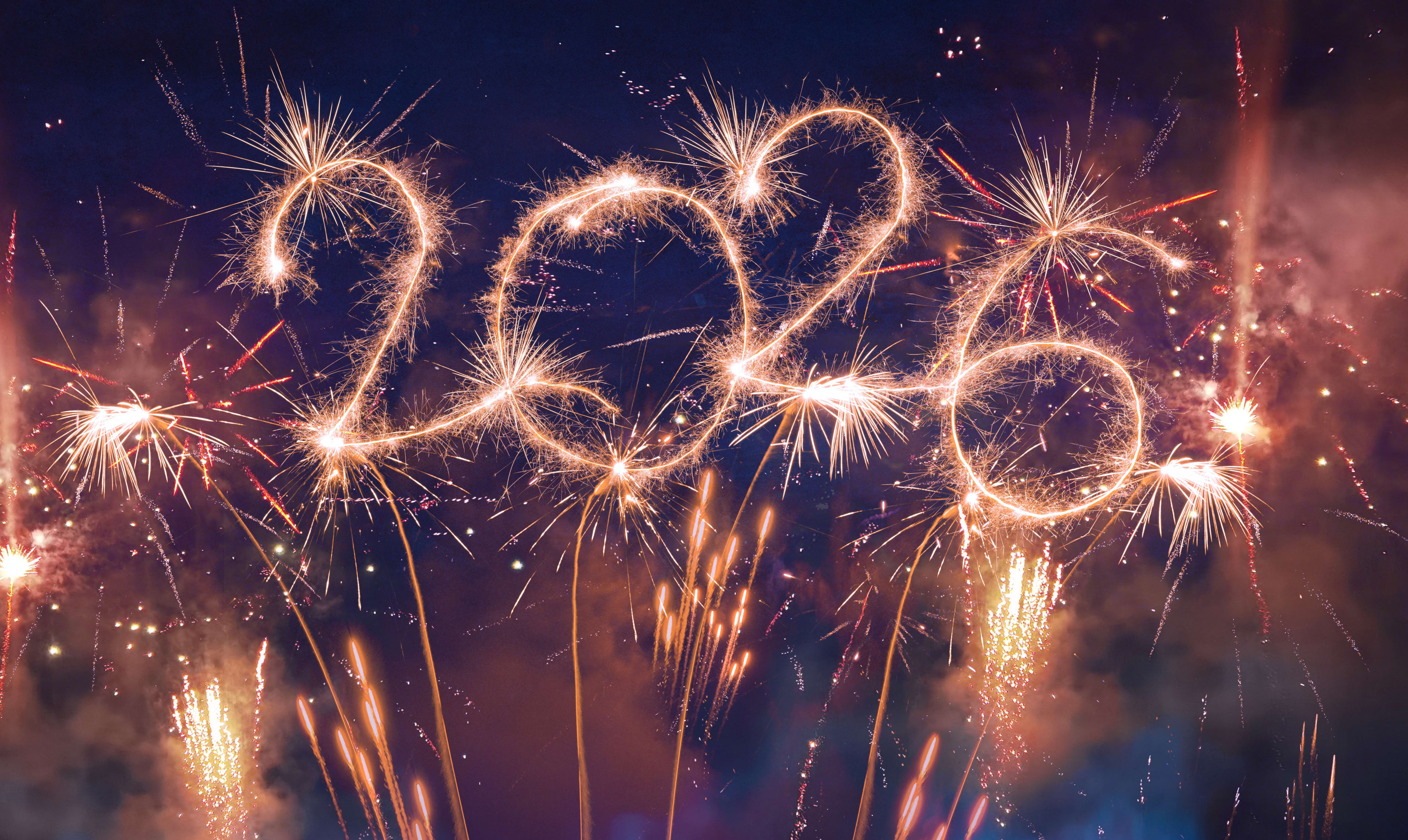 This DIY Noisemaker Station Lets Kids Have New Year's Eve Fun - Dengarden